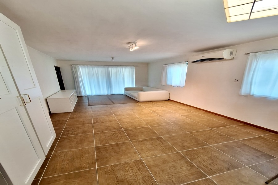 1/F MUI WO VILLAGE HOUSE – HomeSolutions